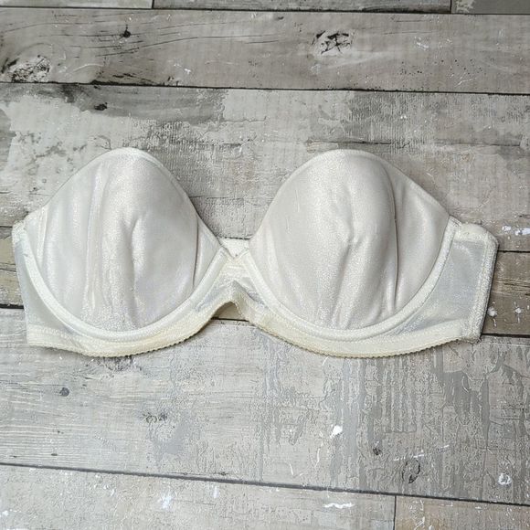 Vintage | Intimates & Sleepwear | Vintage Lilly Of France Satin White ...